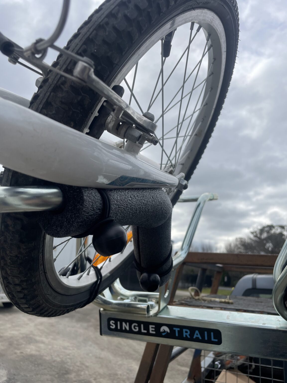 2 Bike SL100 Light Weight Shuttle Bike Rack - Single Trail Rack